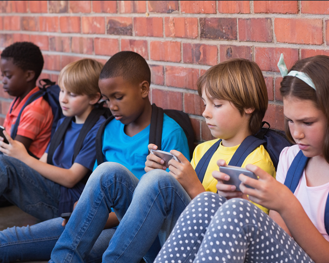 Screen Time for Teens: How to Support Healthy Tech Habits